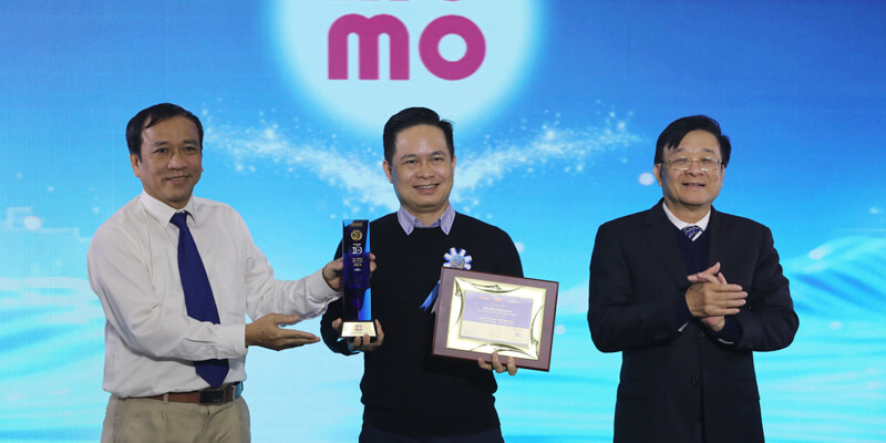 MoMo lần thứ 5 được vinh danh Top 10 Sản phẩm - Dịch vụ Công Nghệ Tin ...